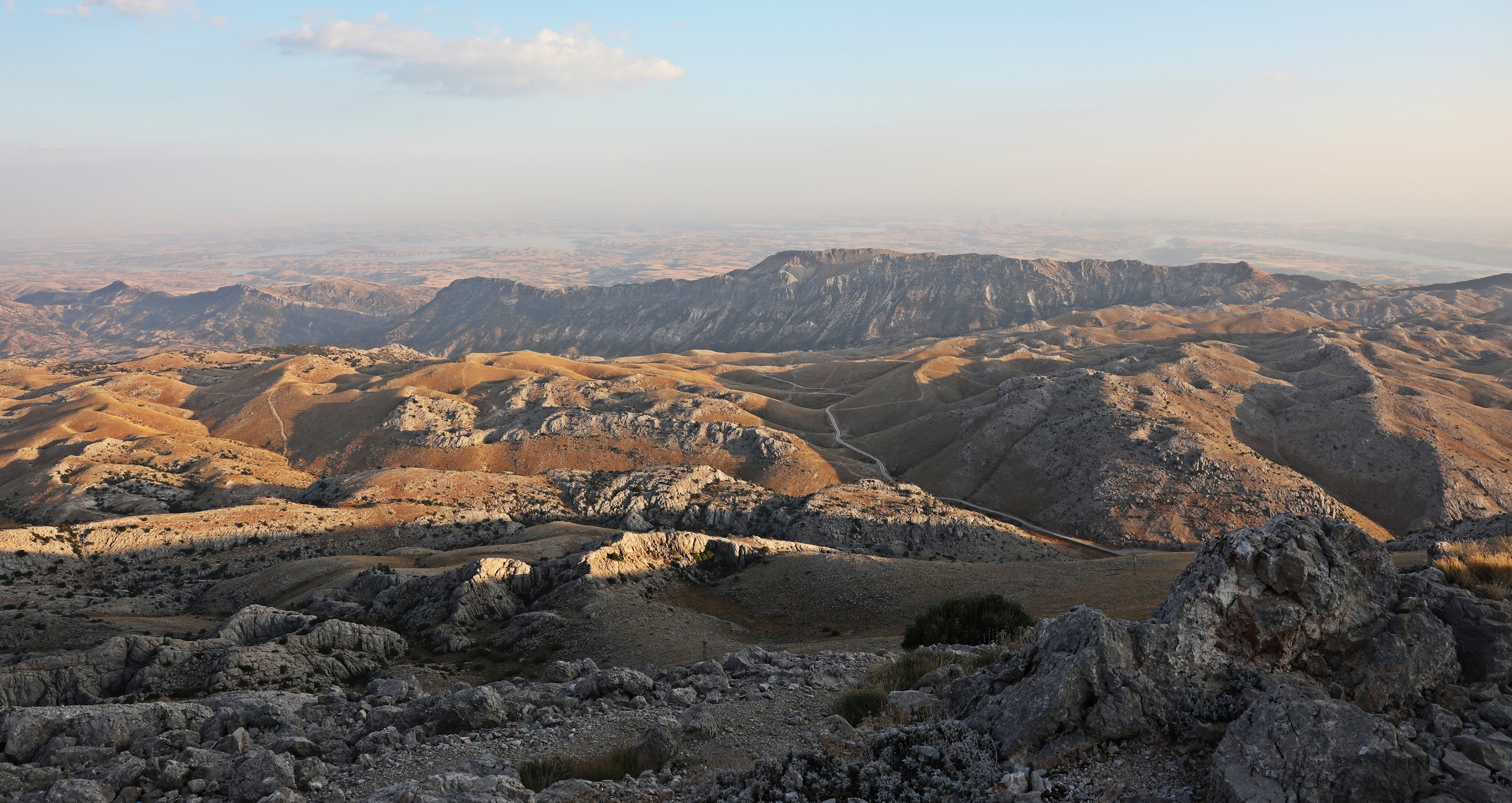 Ancient Statues on Mount Nemrut – Monkey's Tale
