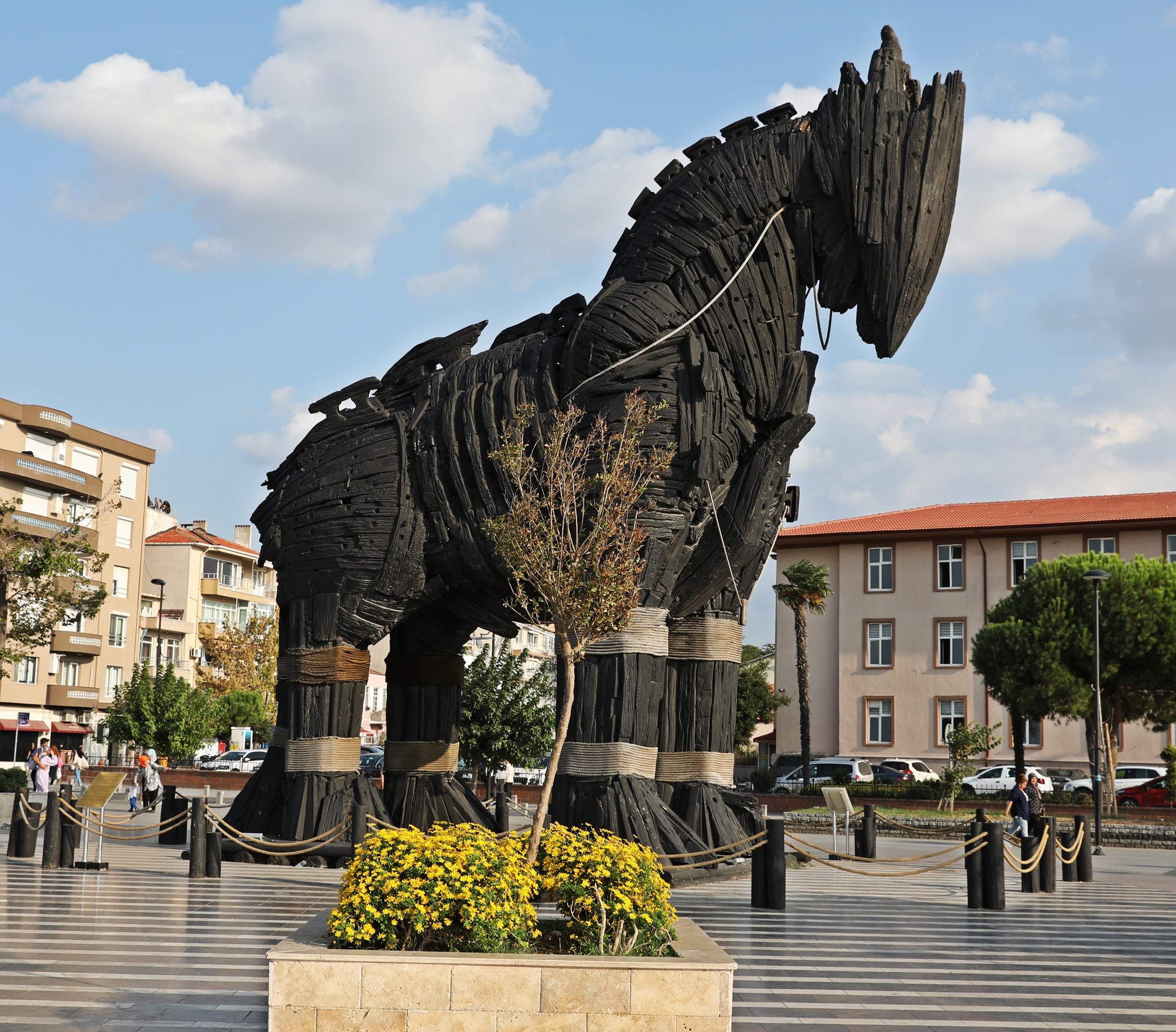 The Battles of Troy and Gallipoli – Monkey's Tale