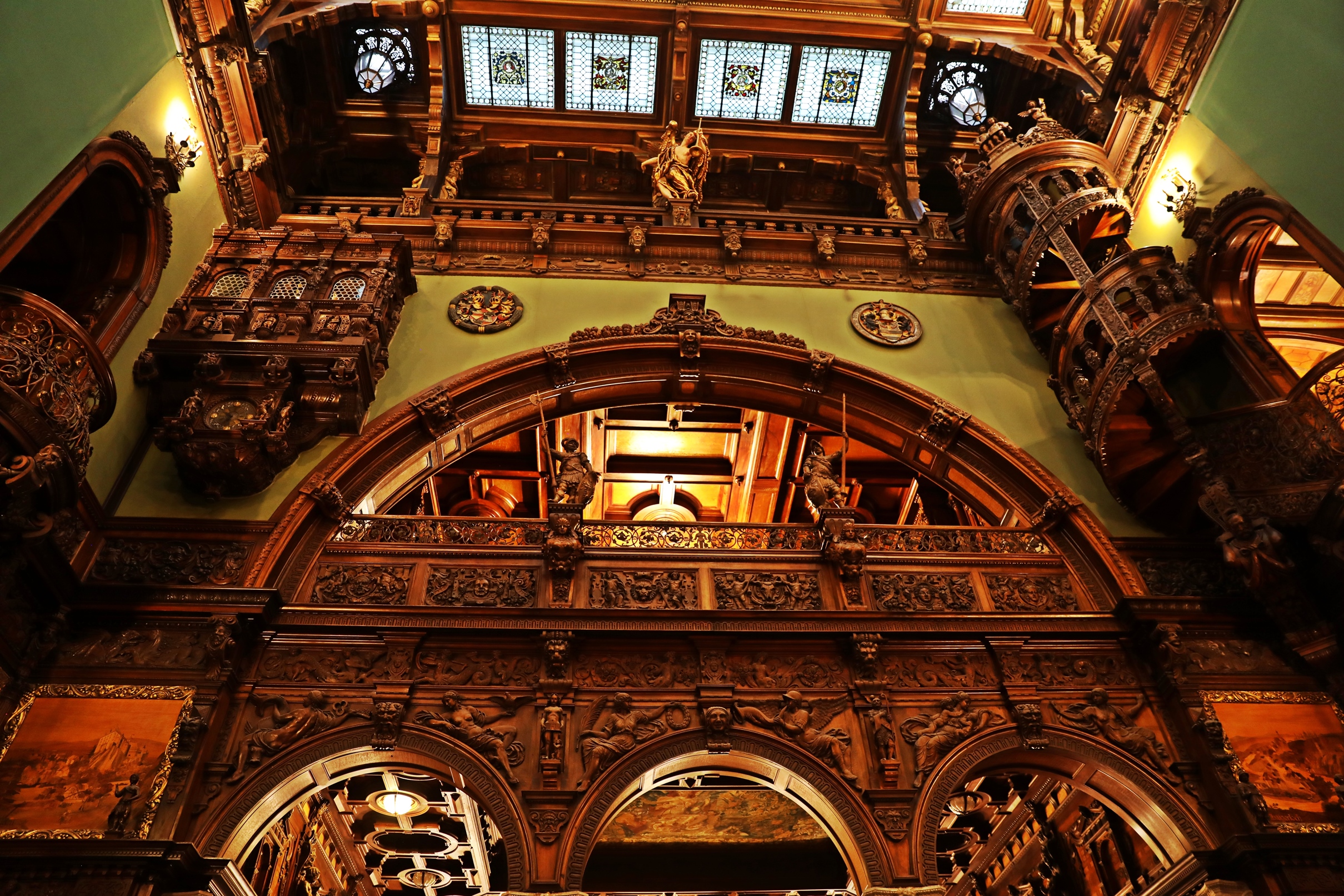 Peleș and Pelișor Castles in Romania – Monkey's Tale
