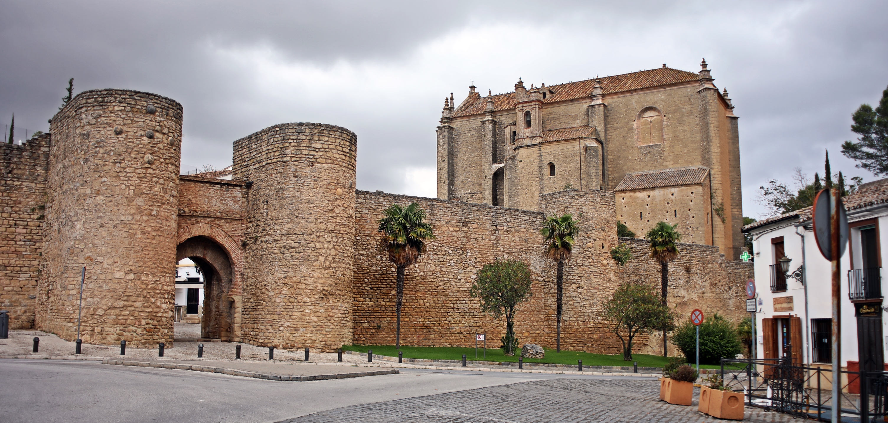 Visiting Ronda’s Iconic Bridge – Monkey's Tale