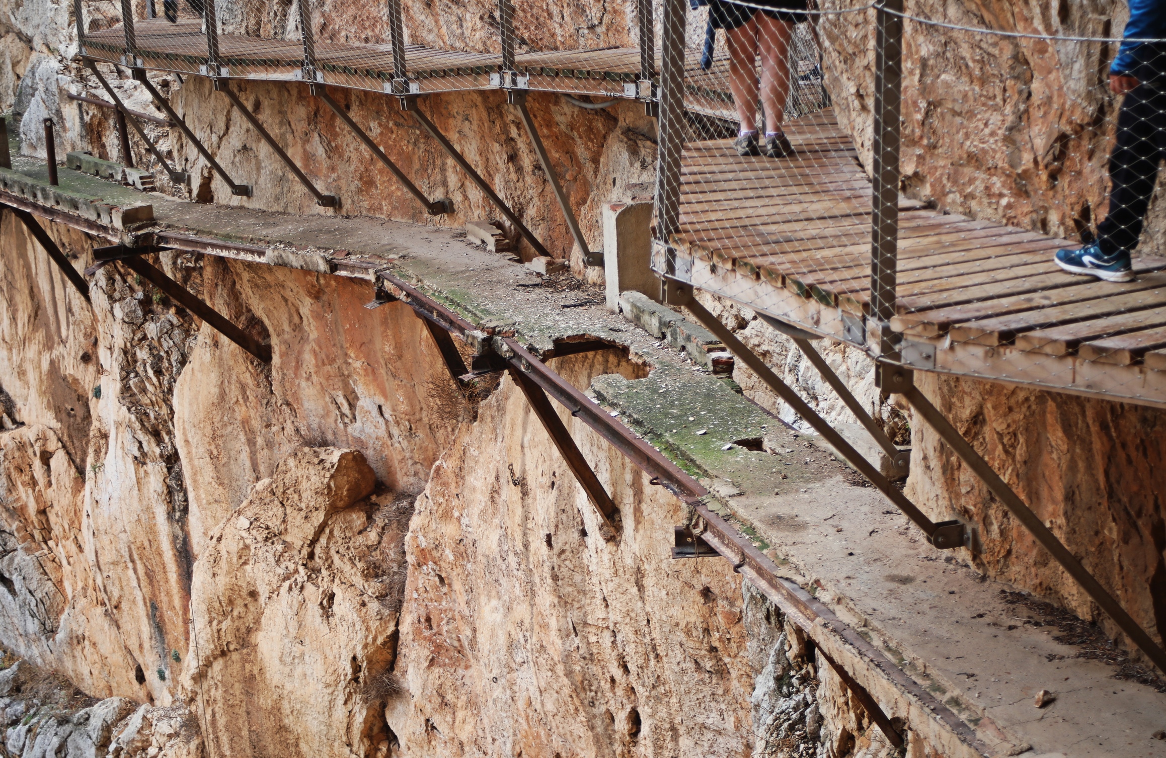 Hiking El Caminito del Rey – Monkey's Tale