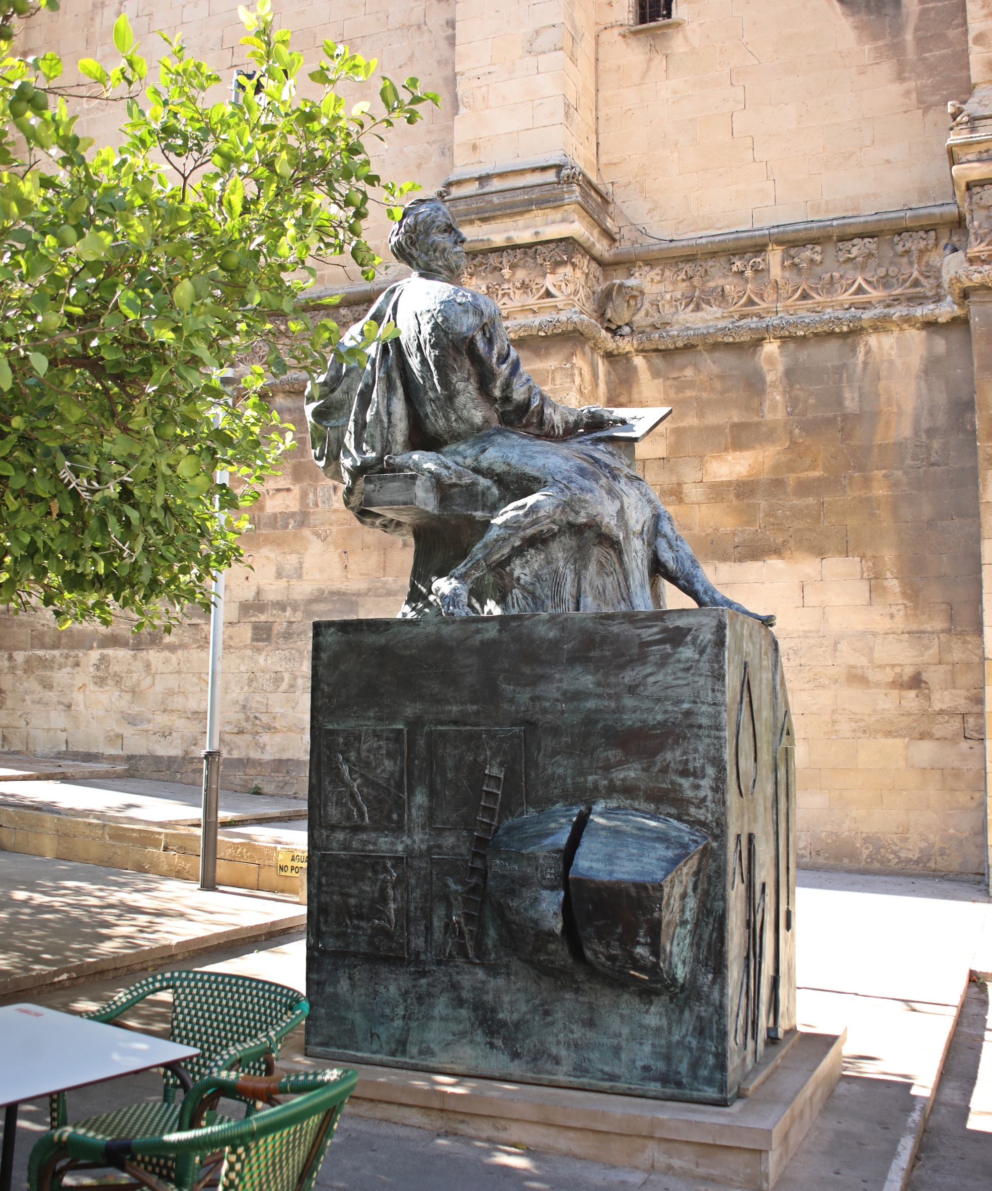 Discover Jaén Cathedral – Monkey's Tale